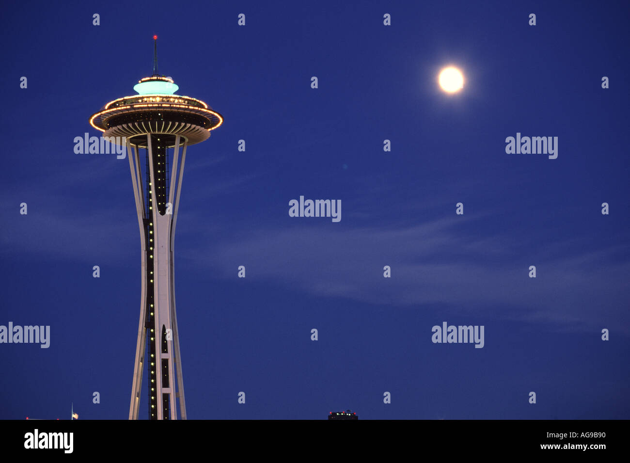 Space needle full moon hi-res stock photography and images - Alamy