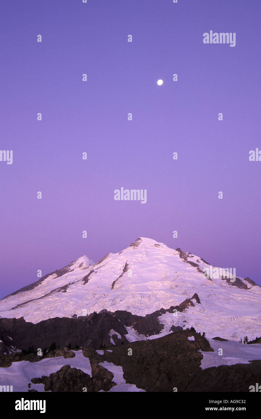 Full moon above Mt Baker at dawn North Cascades Cascade Mountains ...