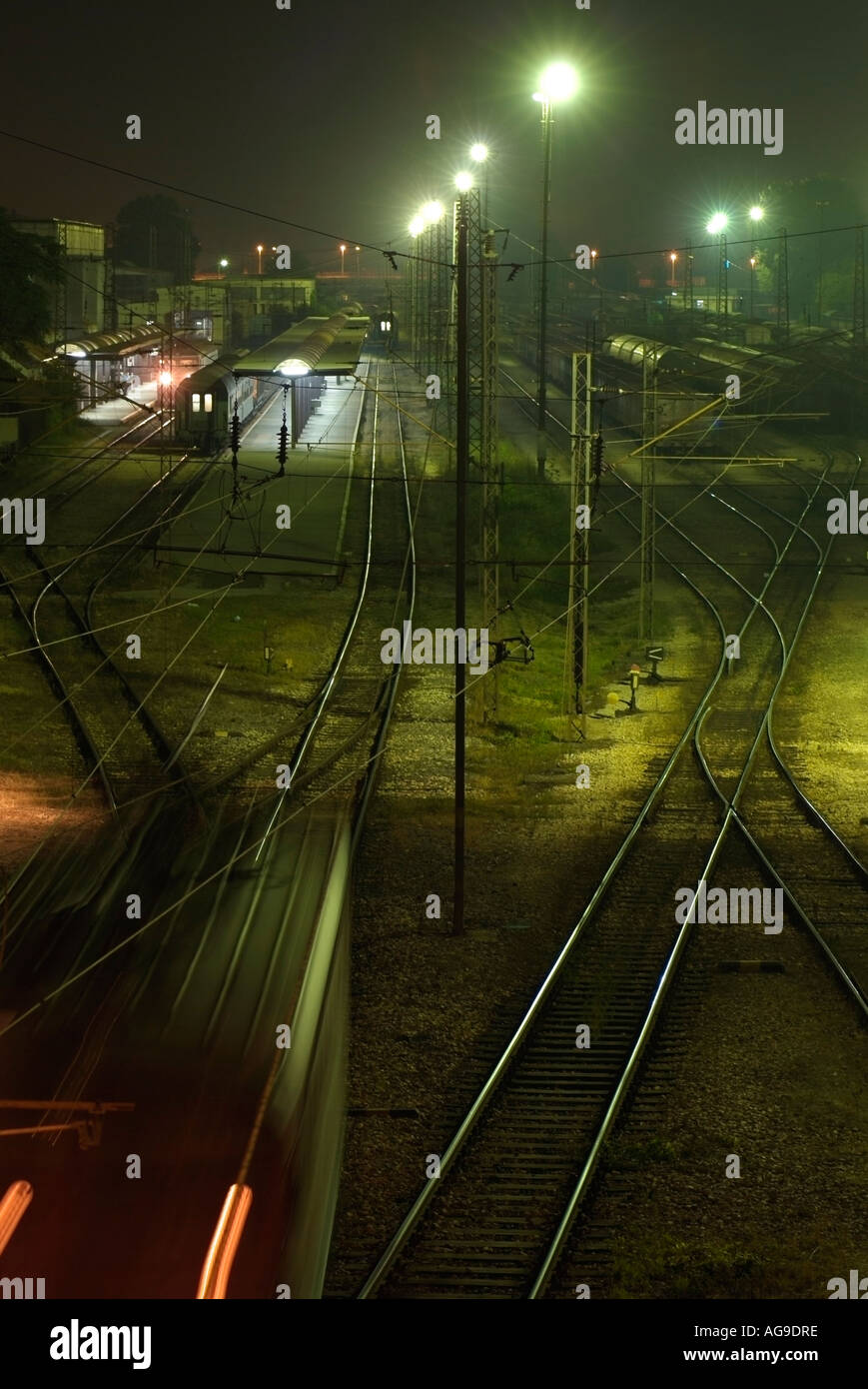 Railways at night hi-res stock photography and images - Alamy