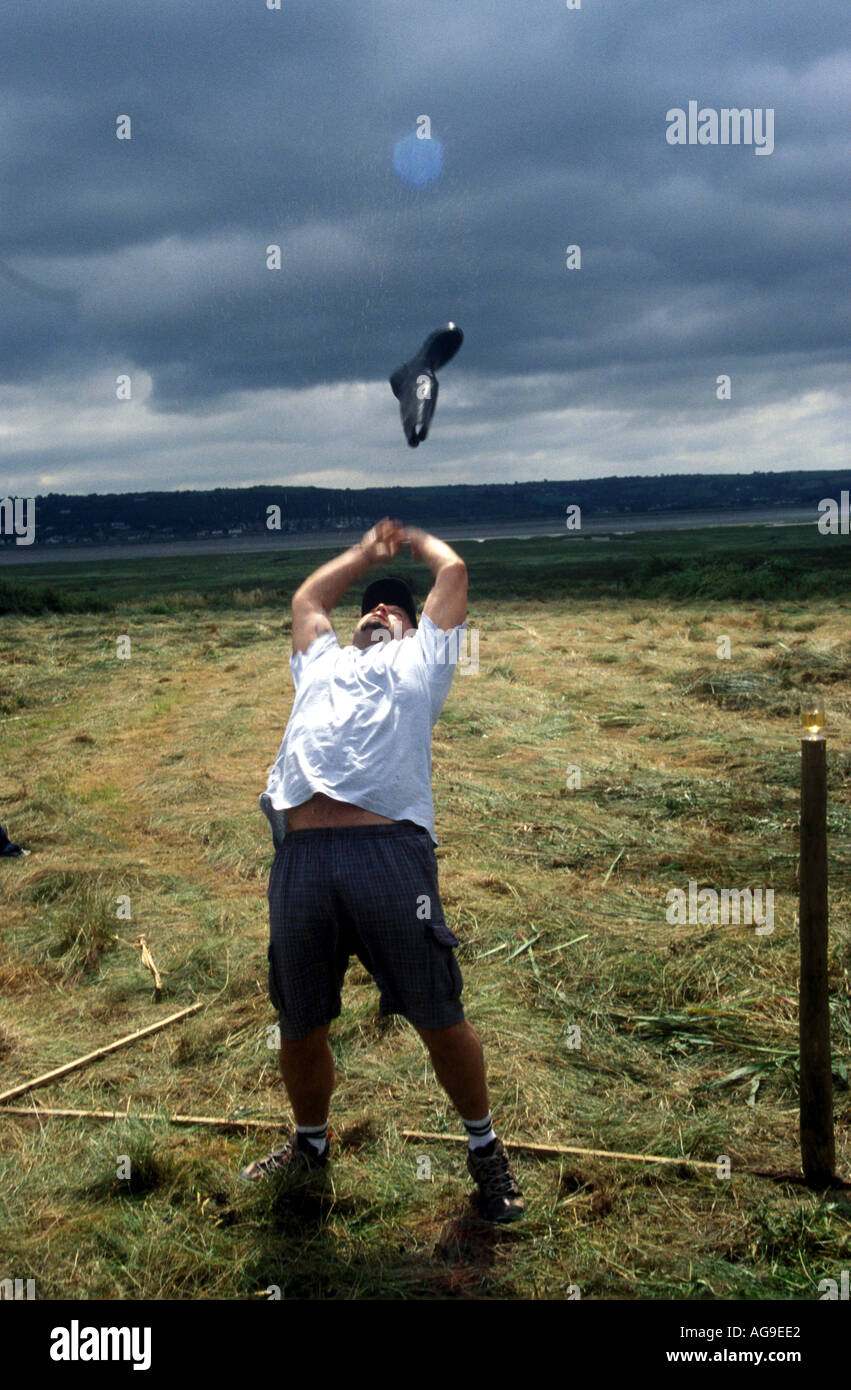 Welly throwing hi-res stock photography and images - Alamy