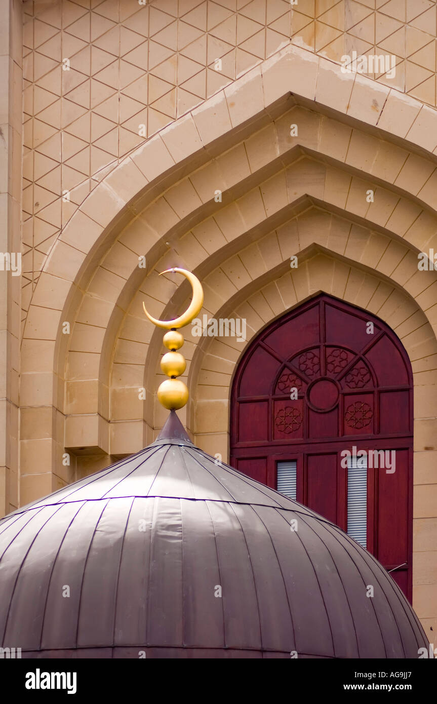 Mosque edinburgh hi-res stock photography and images - Alamy