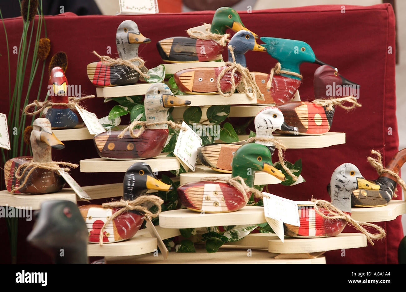 Handcrafted wooden duck display hi-res stock photography and images - Alamy
