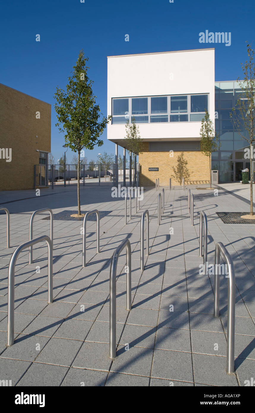 Everest Community college, Basingstoke Stock Photo - Alamy