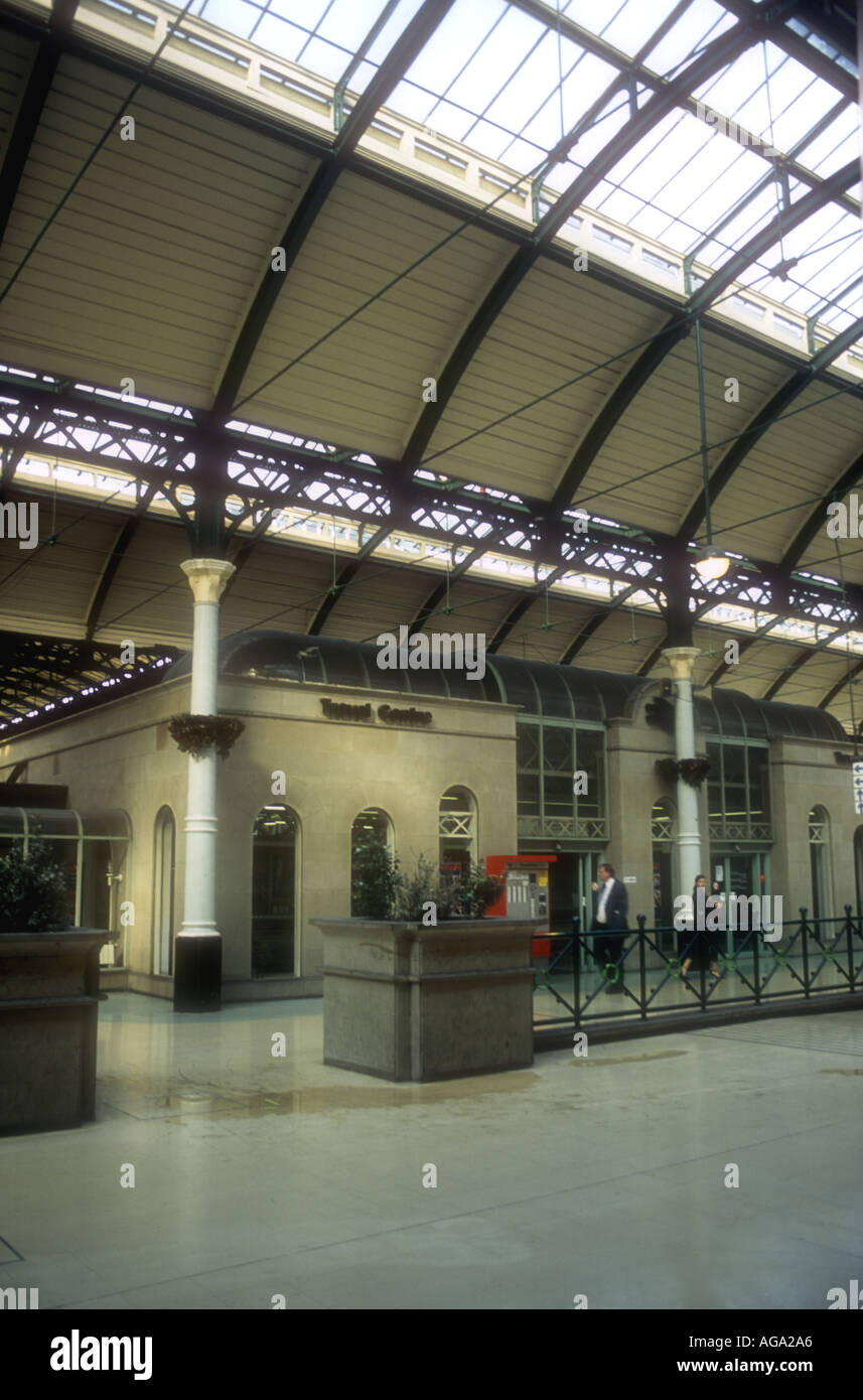 Paragon Railway Station Booking Hall Hull East Yorkshire Stock Photo ...