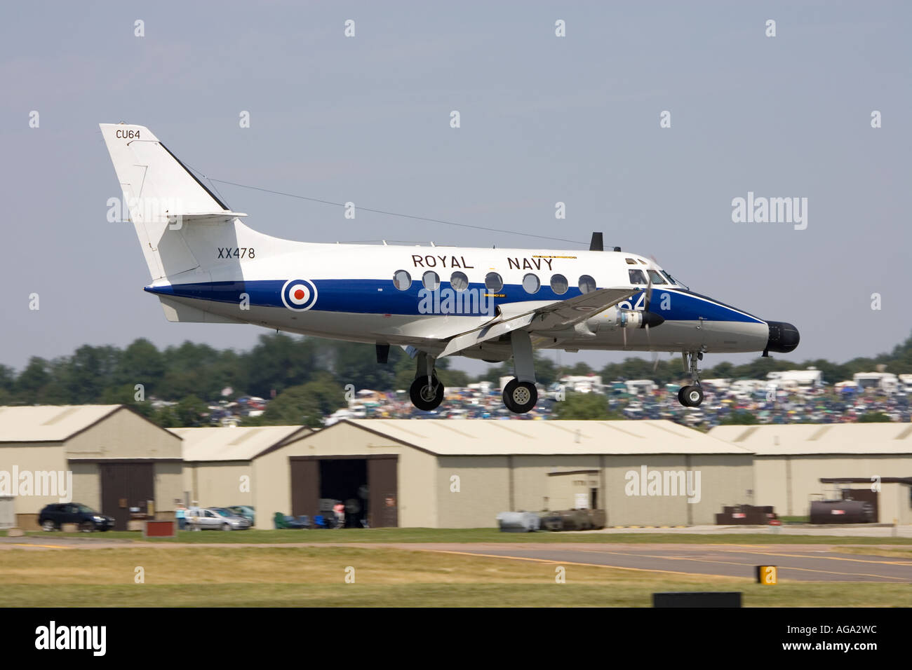Farnborough airport aerial hi-res stock photography and images - Alamy