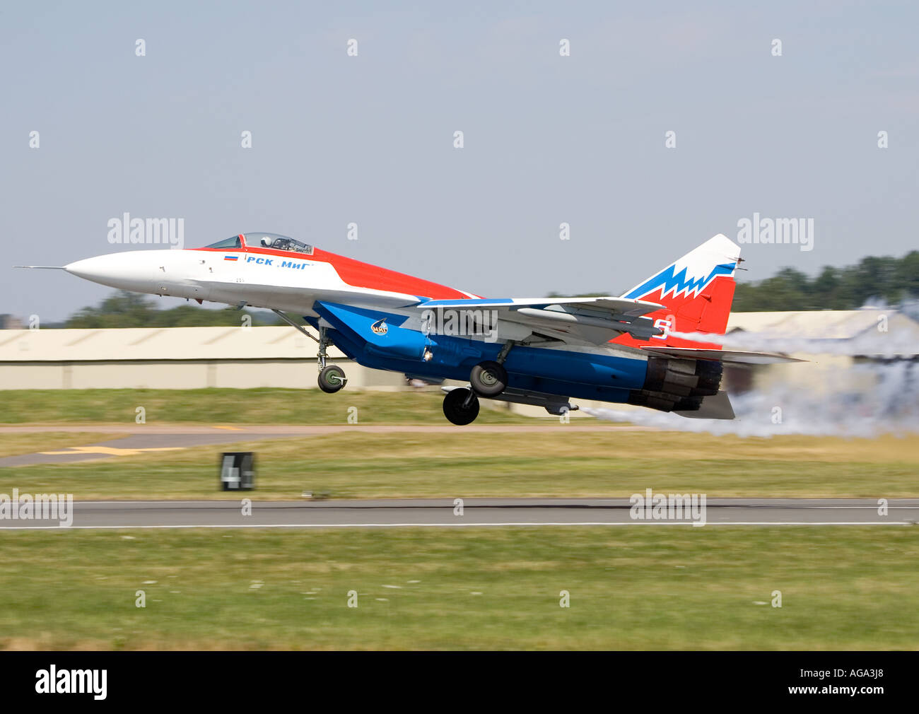 Mig 29m hi-res stock photography and images - Alamy