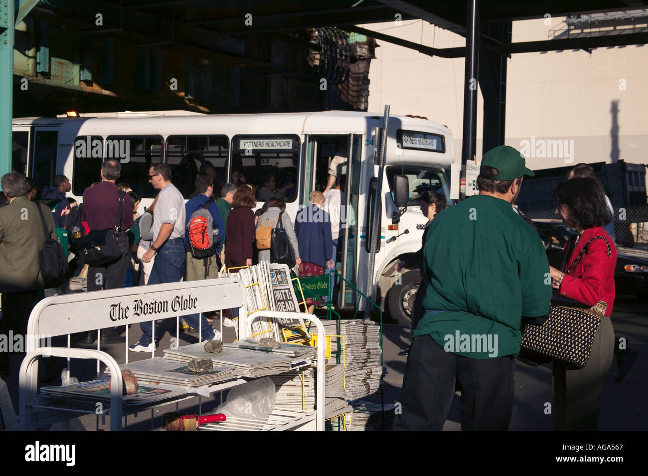 Boston bus station hi-res stock photography and images - Alamy