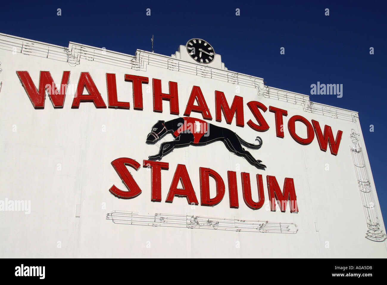 Walthamstow stadium greyhound racing dog hi-res stock photography and ...