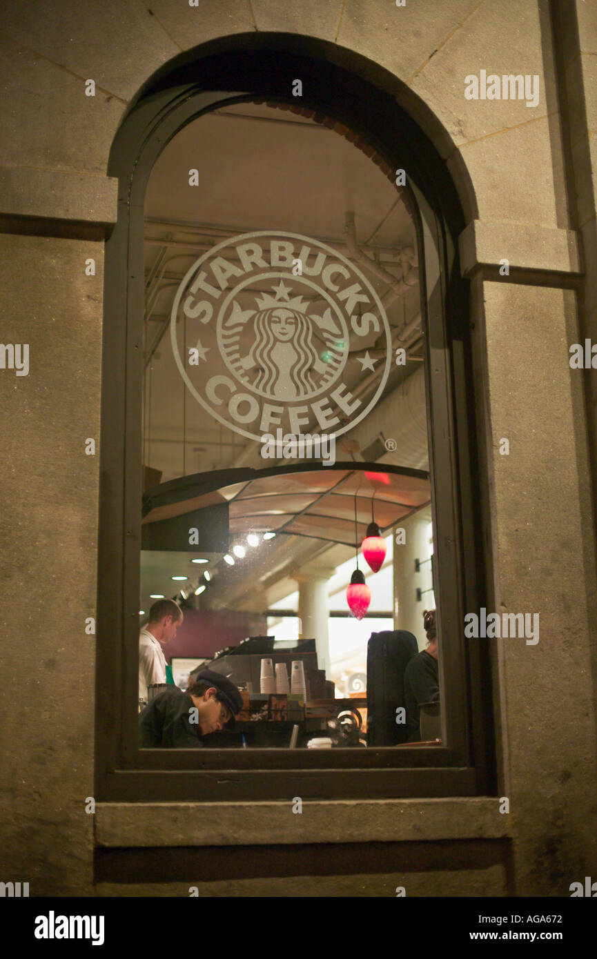 Boston starbucks hi-res stock photography and images - Alamy