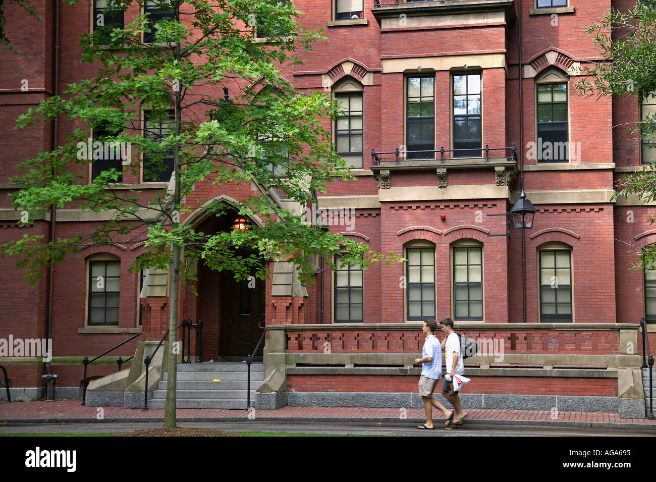 Harvard residence hi-res stock photography and images - Alamy