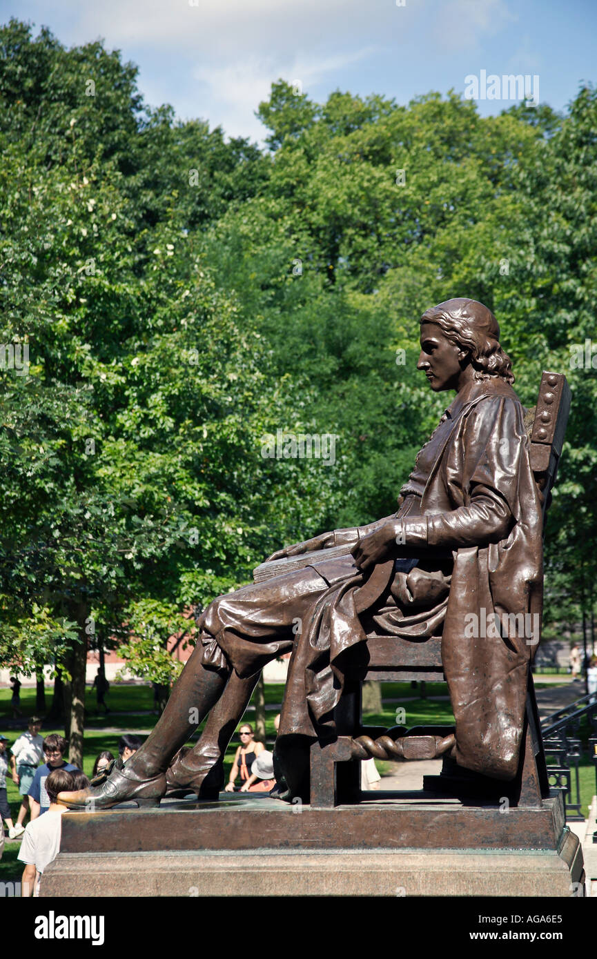 John Harvard Bronze Statue High Resolution Stock Photography and Images ...
