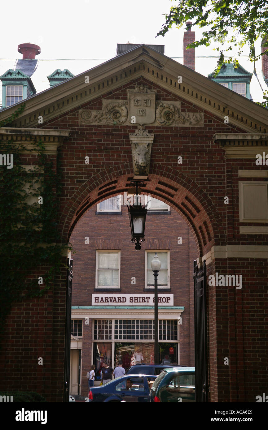 Harvard university gate hi-res stock photography and images - Alamy