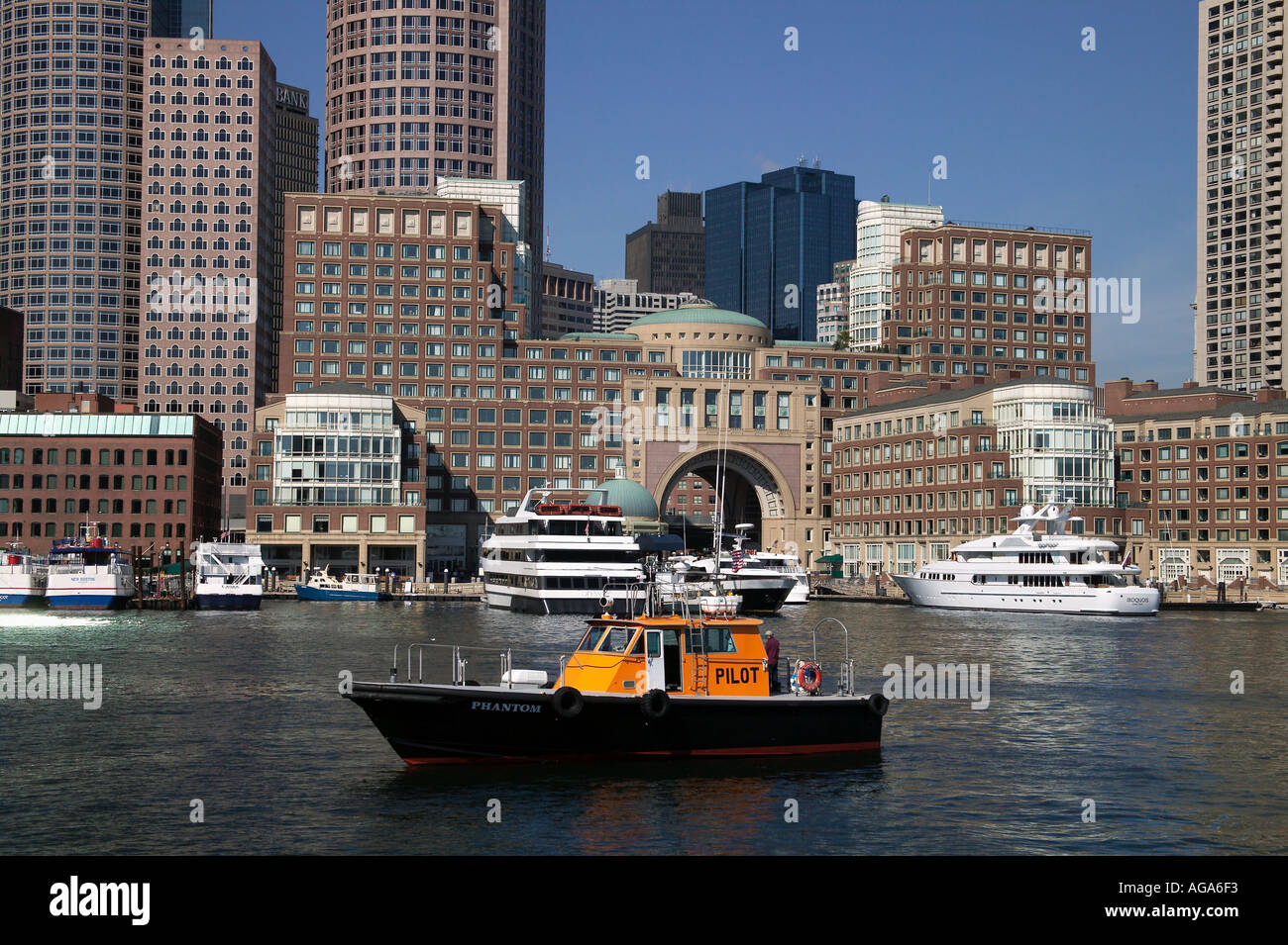 Boston town taxi hi-res stock photography and images - Alamy
