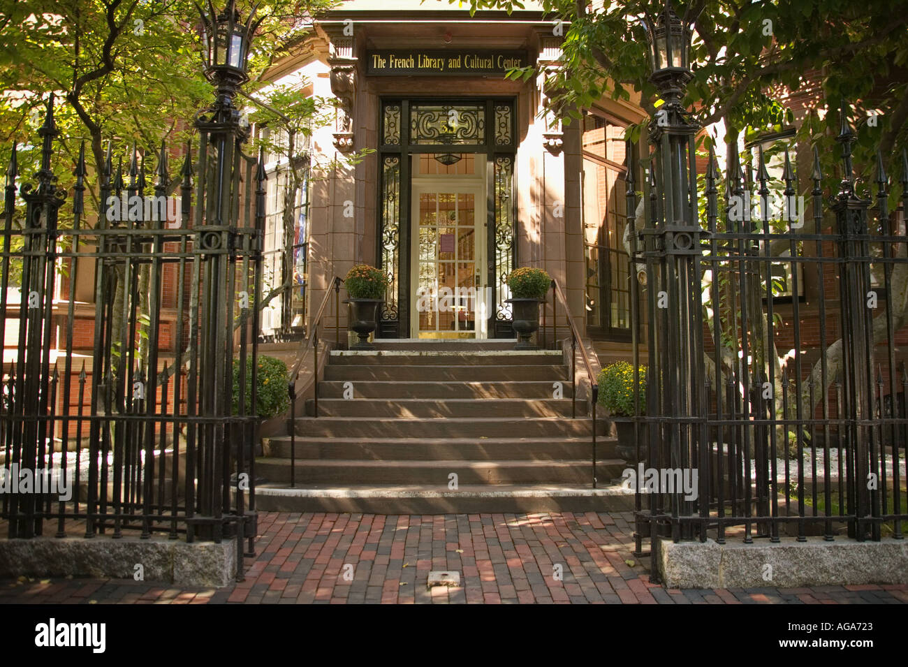 French Library and Cultural Center Boston MA Stock Photo - Alamy