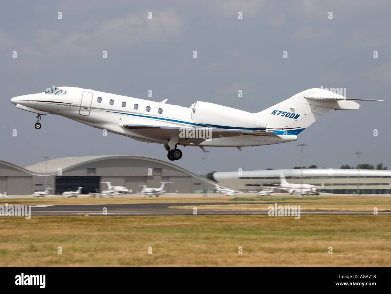 Aviation at FIA Farnborough International Airshow 2006 Stock Photo - Alamy