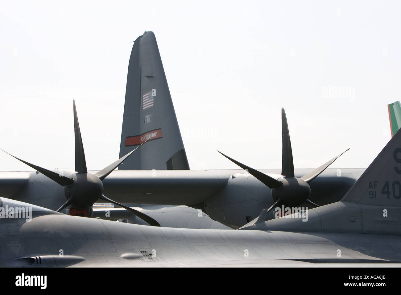 Farnborough airport aerial hi-res stock photography and images - Alamy