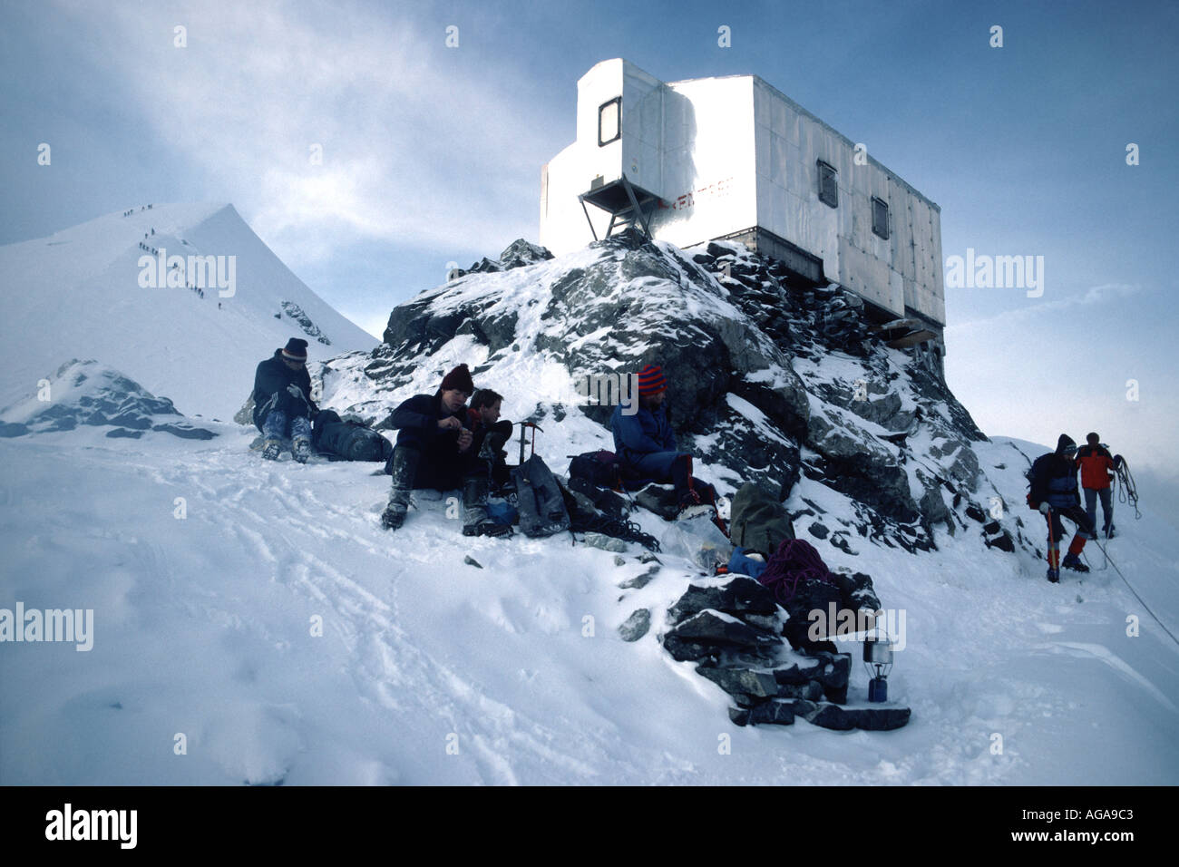 Bivouac vallot mont blanc hi-res stock photography and images - Alamy