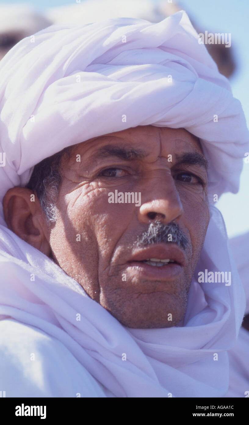 Arab tribesmen hi-res stock photography and images - Alamy