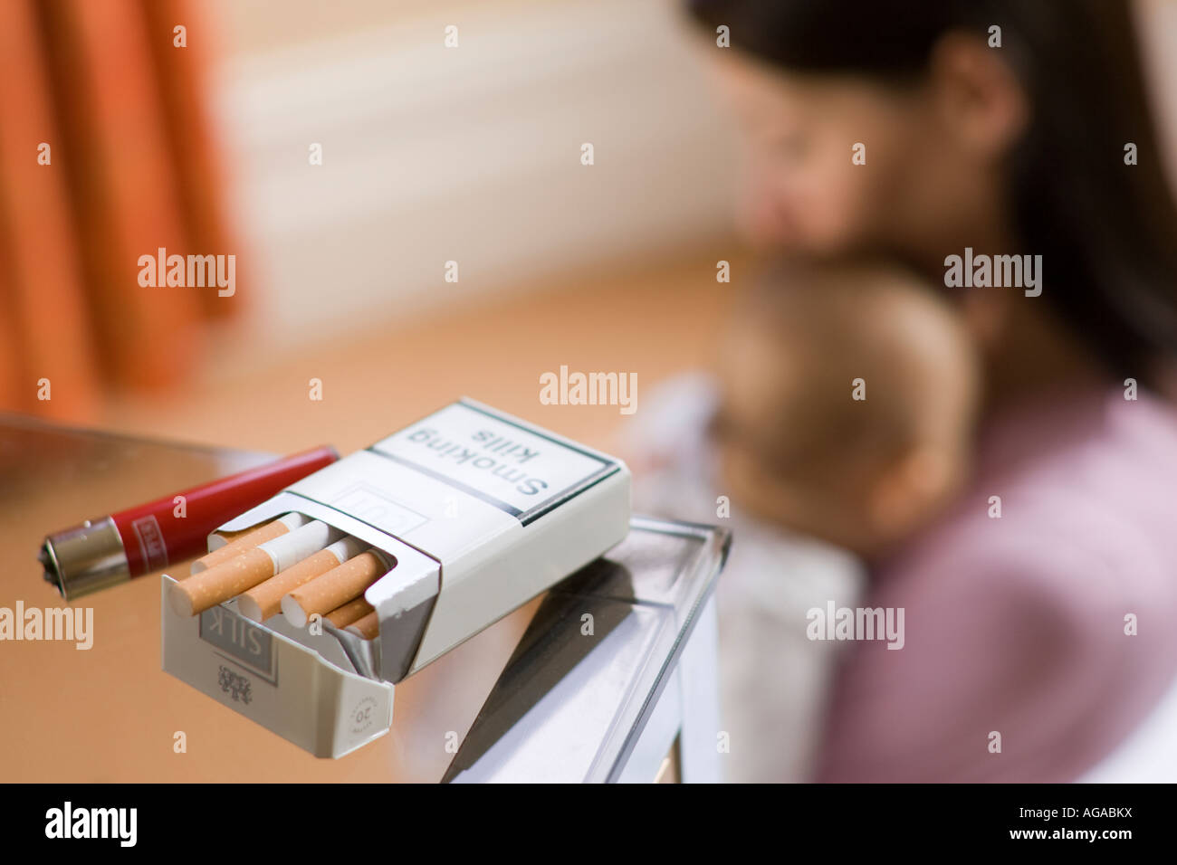 Female smoking child hi-res stock photography and images - Alamy