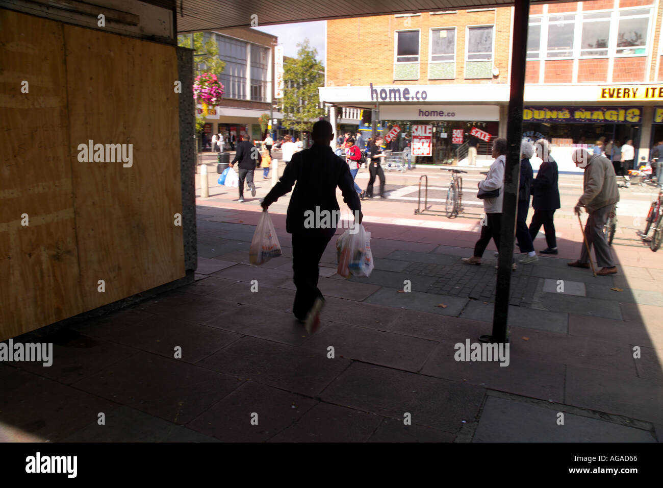 Crawley High Street High Resolution Stock Photography and Images - Alamy