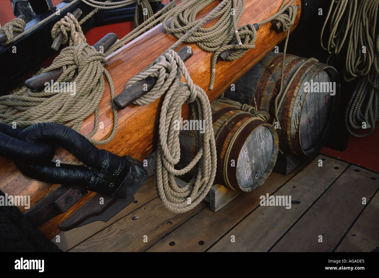 Wood tar ships hi-res stock photography and images - Alamy