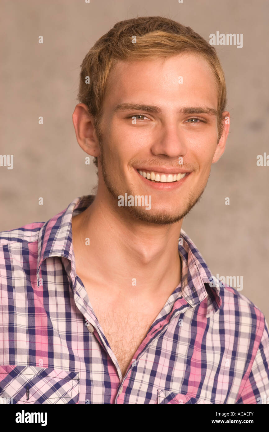 Headshot european hi-res stock photography and images - Alamy