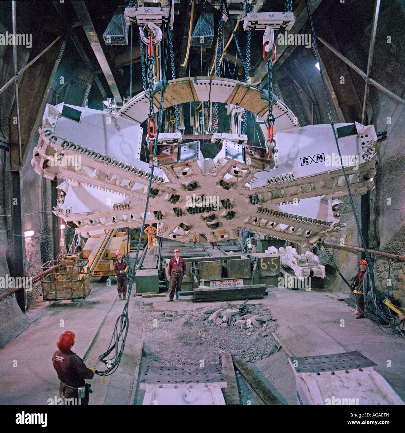 Assembly of cutterhead for the first UK Channel Tunnel 8.36m Boring ...