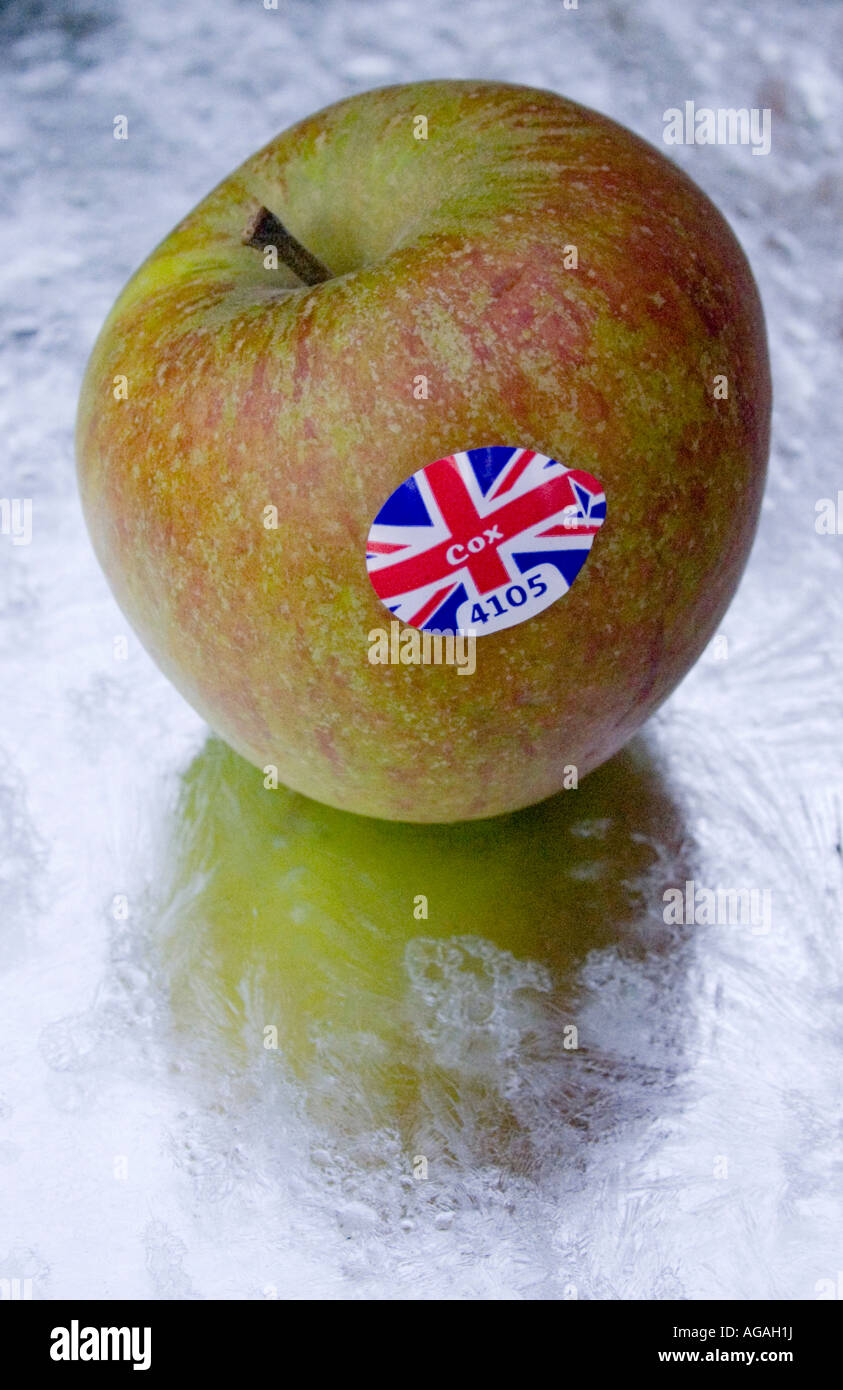 Cox apple hi-res stock photography and images - Alamy