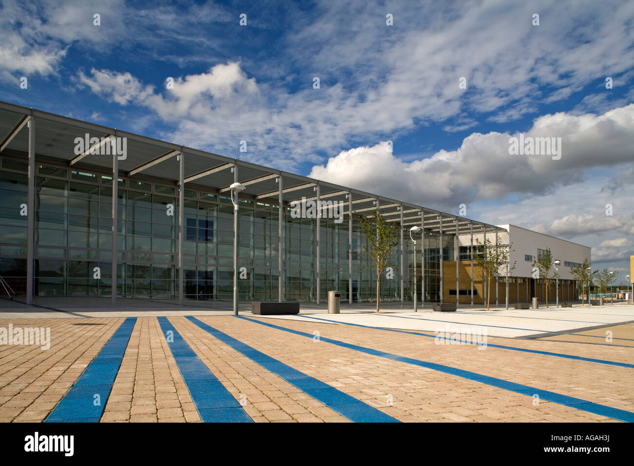 Everest Community college, Basingstoke Stock Photo - Alamy