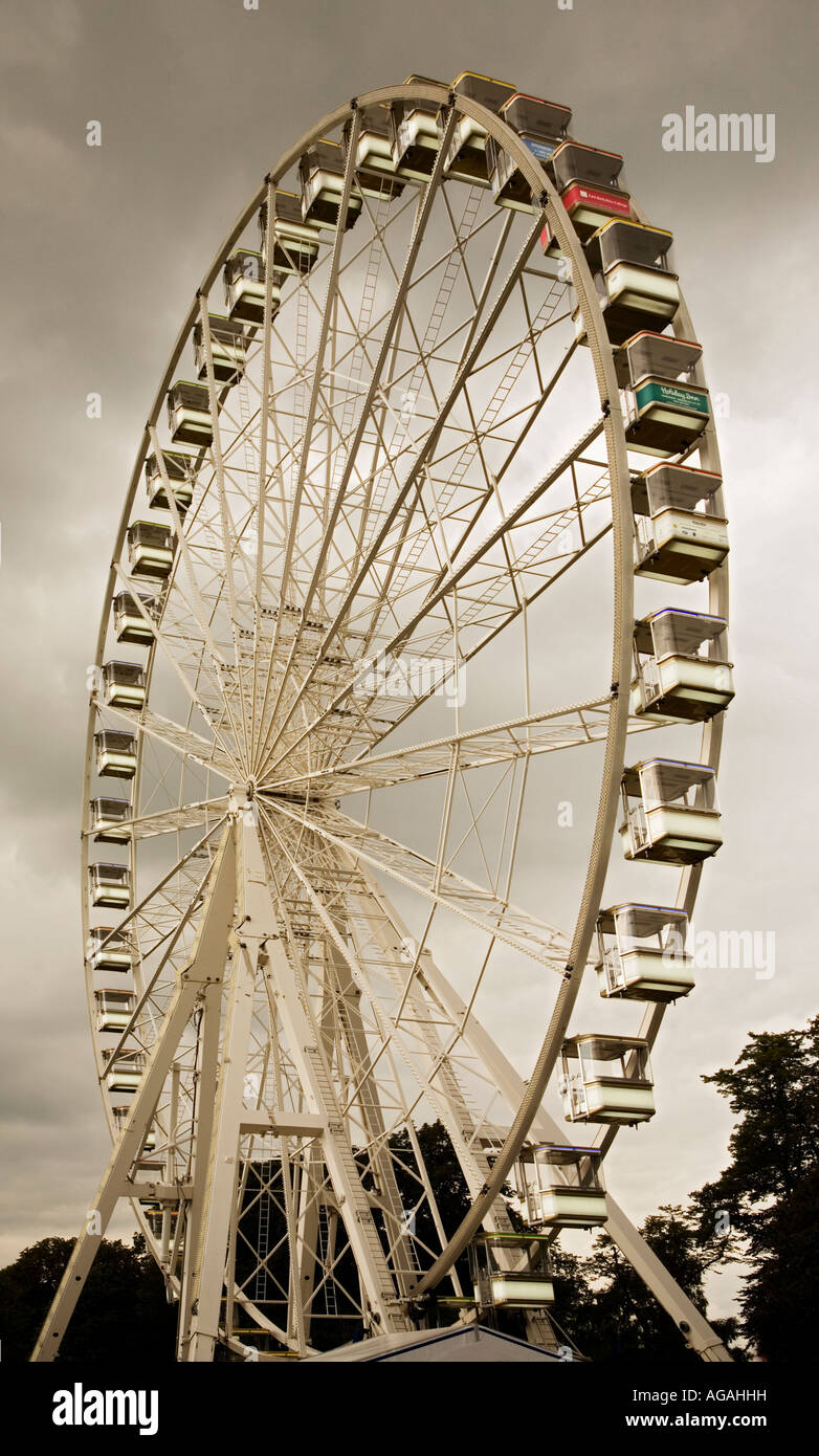 Big ferris wheel carriages hi-res stock photography and images - Alamy