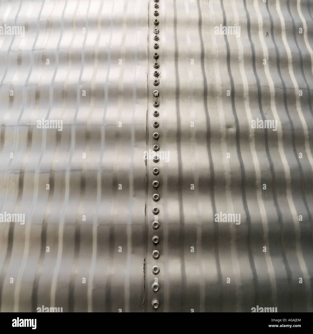 Silo siding hi-res stock photography and images - Alamy