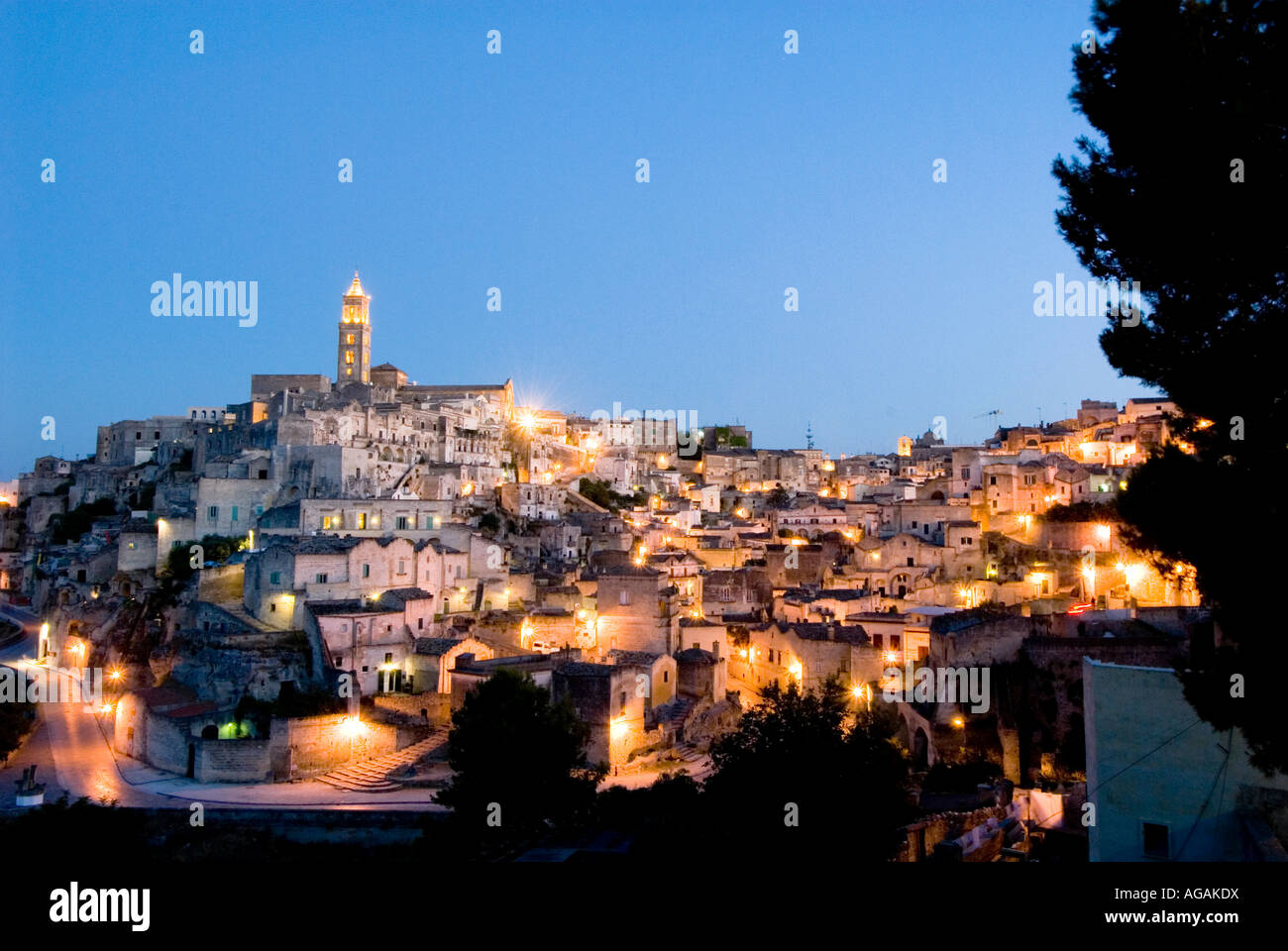 Passion of the christ sassi cave hi-res stock photography and images ...