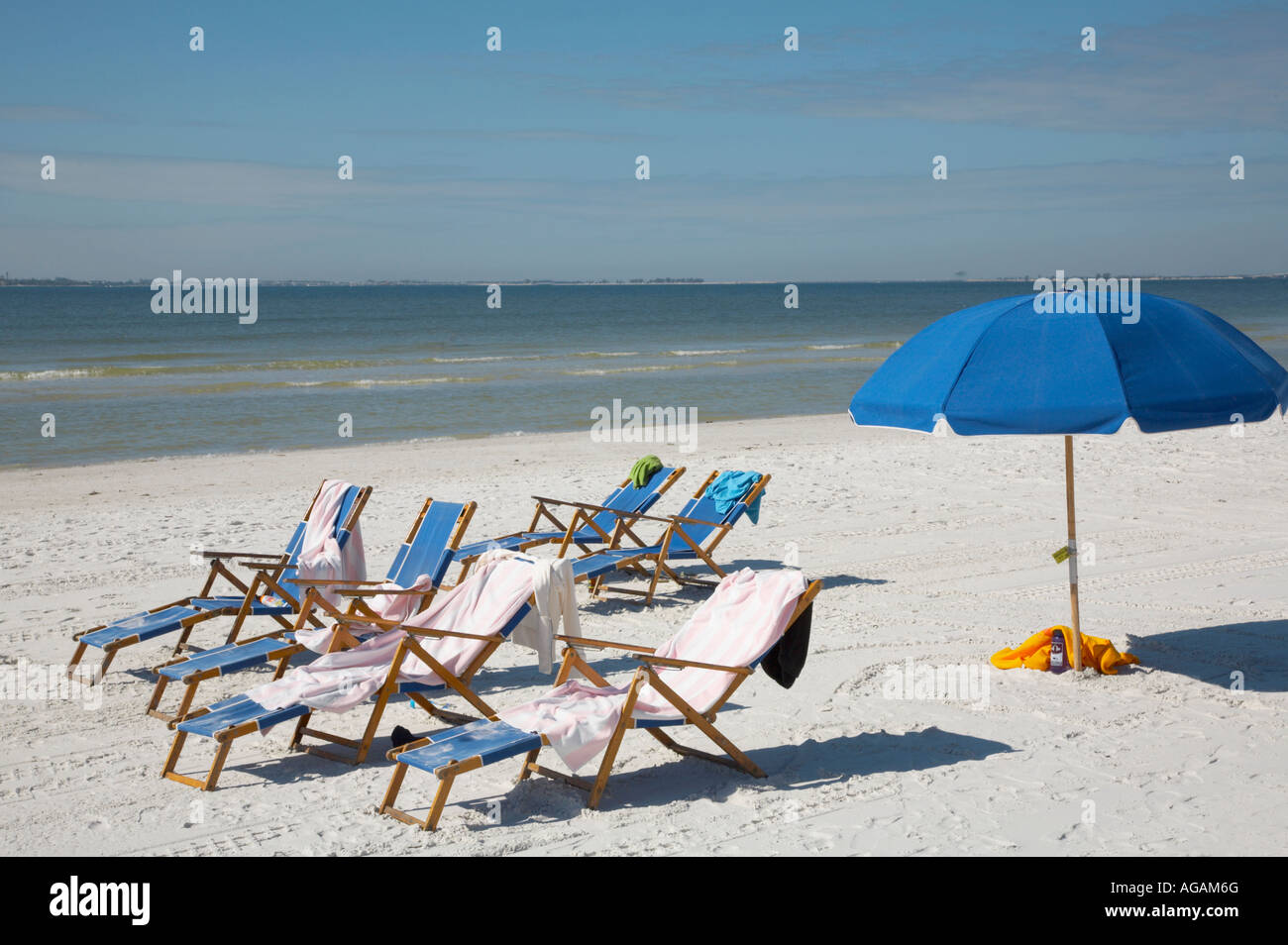 Bowditch Point Regional Park beach on the north end of Fort Myers Beach ...
