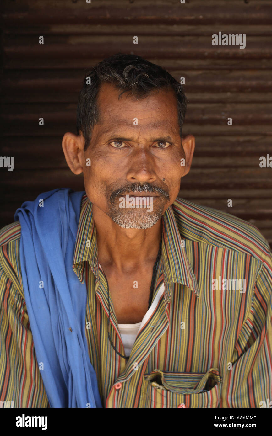 Portrait of a local man in Mumbai Stock Photo - Alamy
