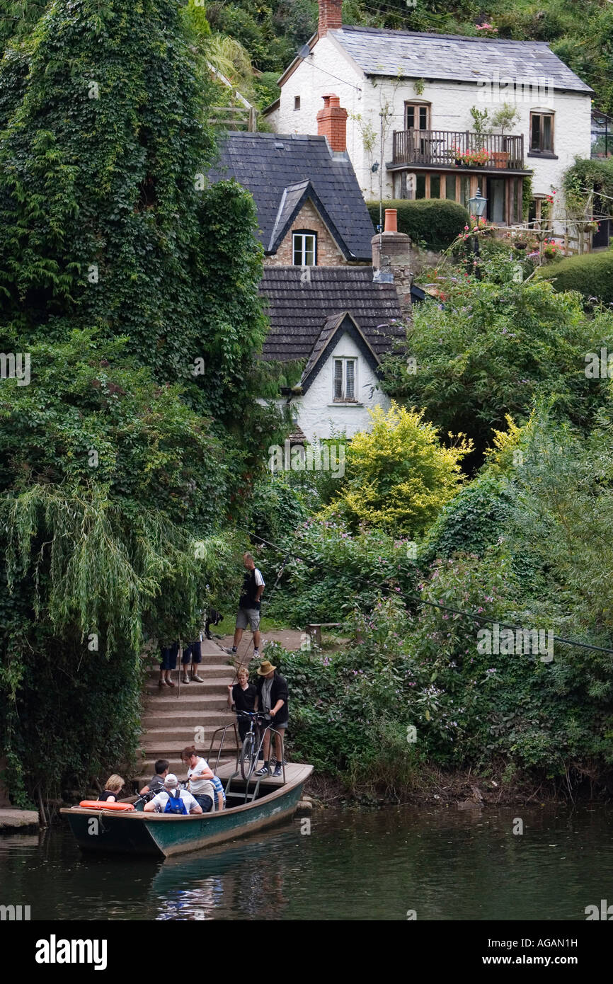 Hand ferry river wye symonds hi-res stock photography and images - Alamy
