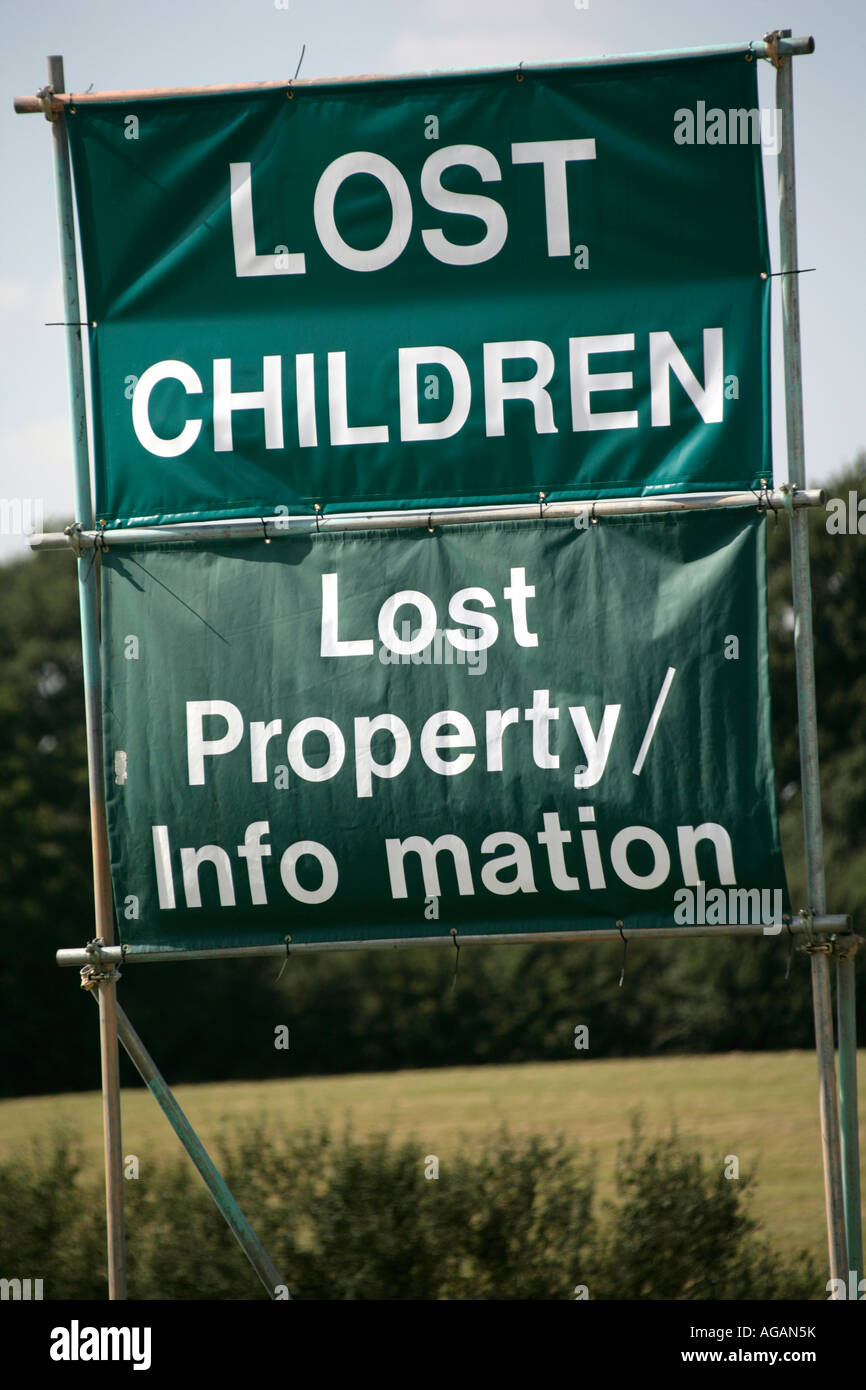 Lost children hi-res stock photography and images - Alamy