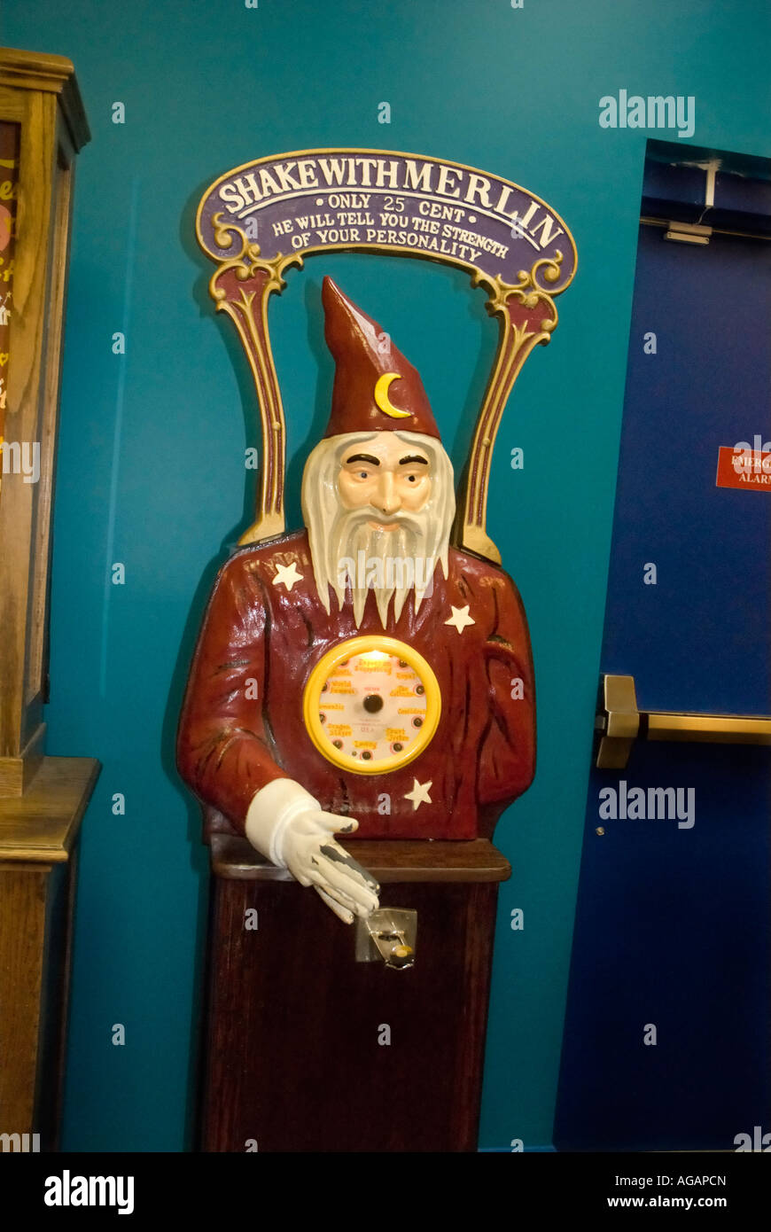 Ripley´s museum statue hi-res stock photography and images - Alamy