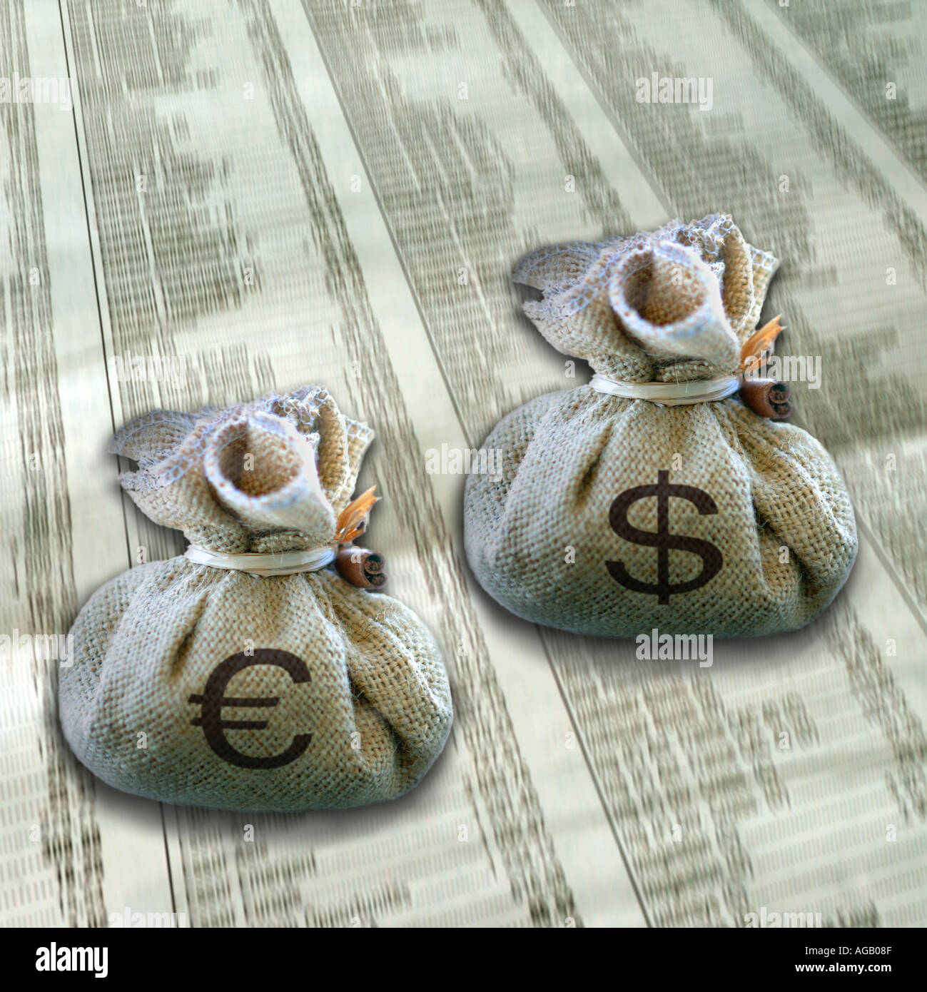 Currencies compared to euro hi-res stock photography and images - Alamy