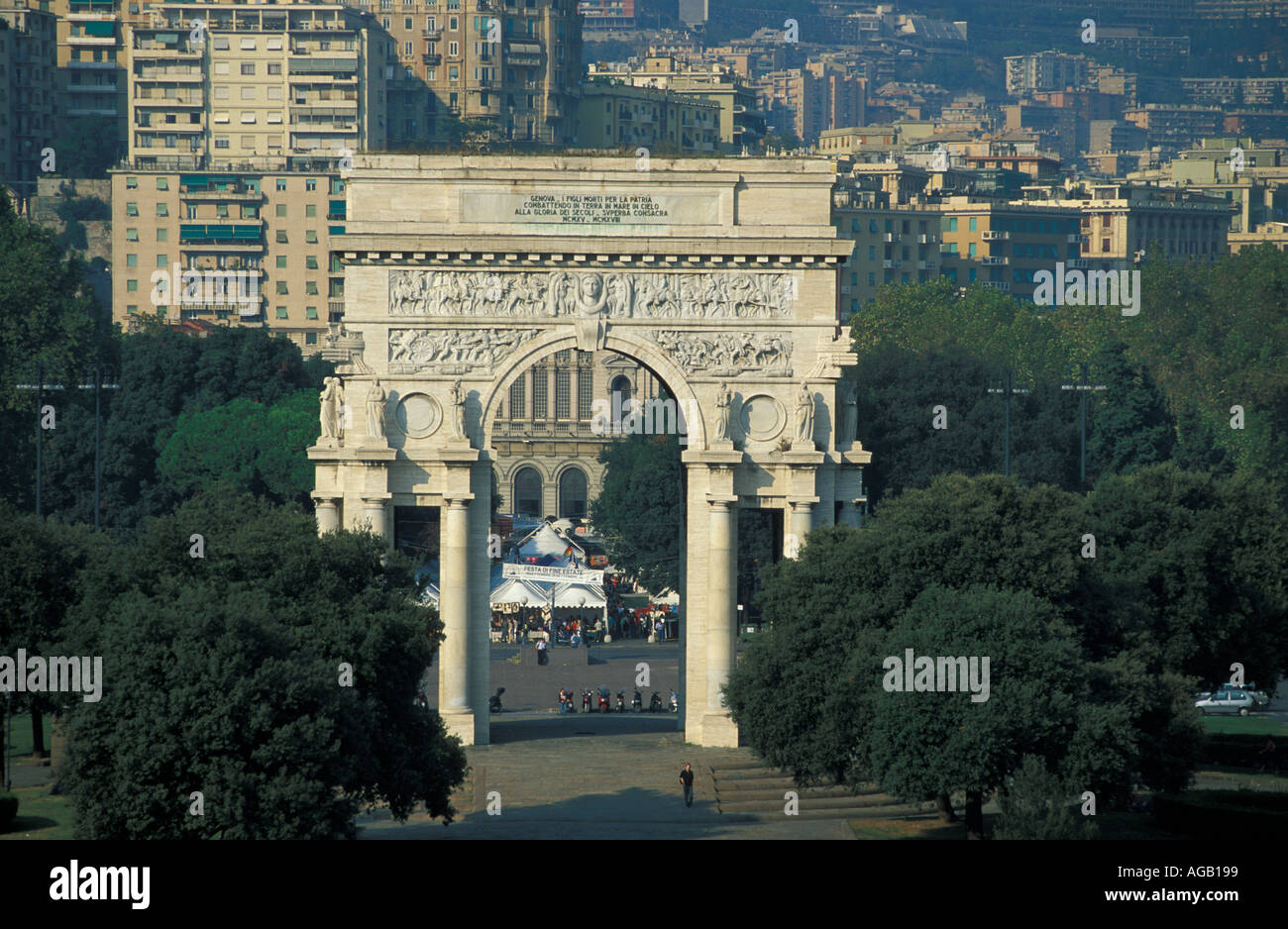 Victory square hi-res stock photography and images - Alamy