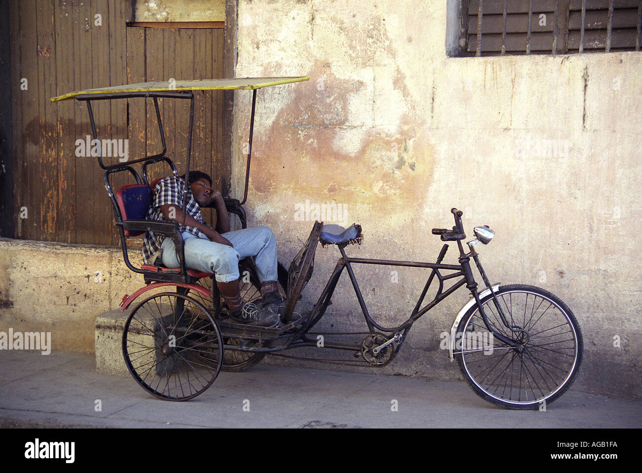 Cycle Rickshaw Havana Cuba Stock Photo - Alamy