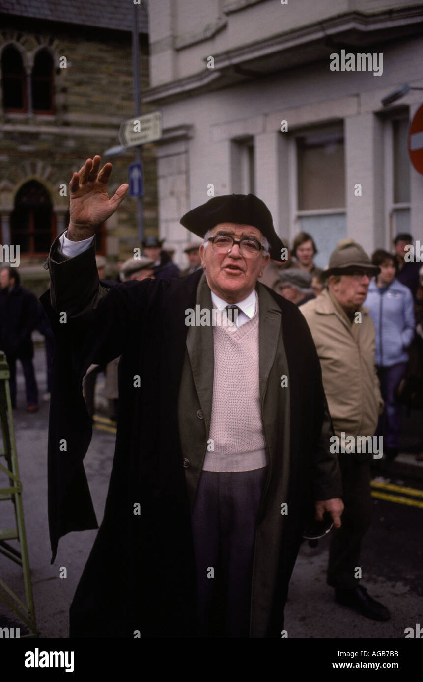 Hurling the silver ball hi-res stock photography and images - Alamy