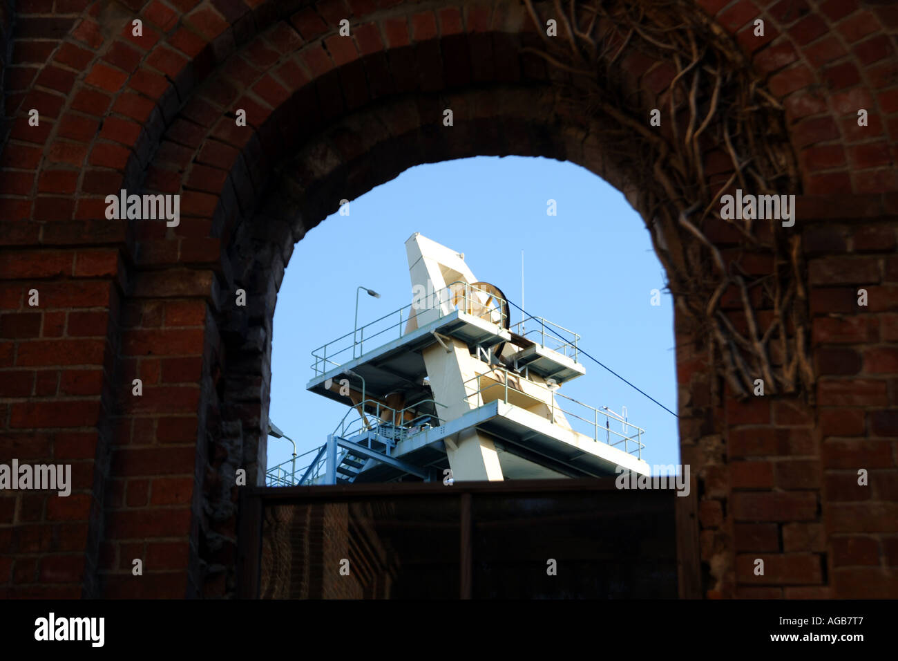 TOP OF BEACONSFIELD GOLD MINE SHAFT THROUGH BRICK WINDOW HORIZONTAL ...