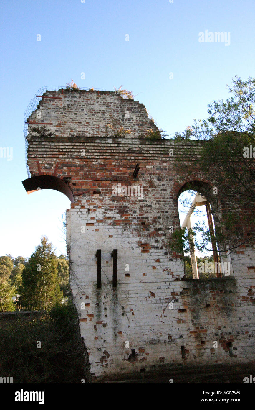 WALL GRUBB SHAFT MINING MUSEUM TASMANIA VERTICAL BAPDB8493 Stock Photo ...