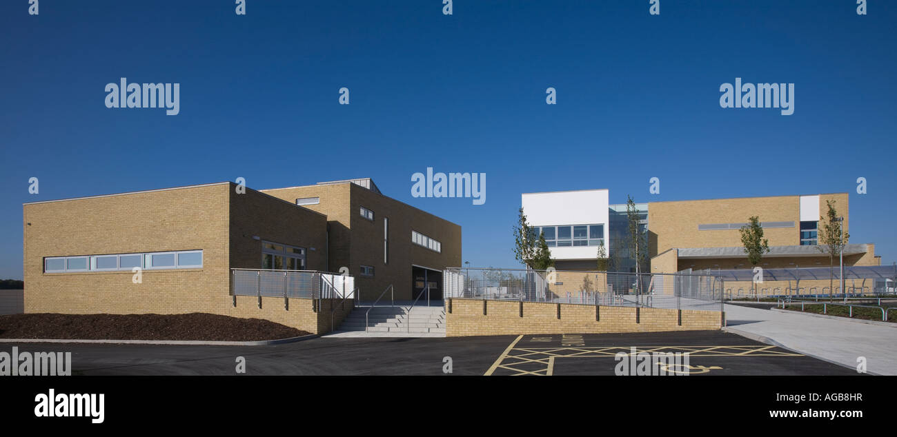 Everest Community college, Basingstoke Stock Photo - Alamy