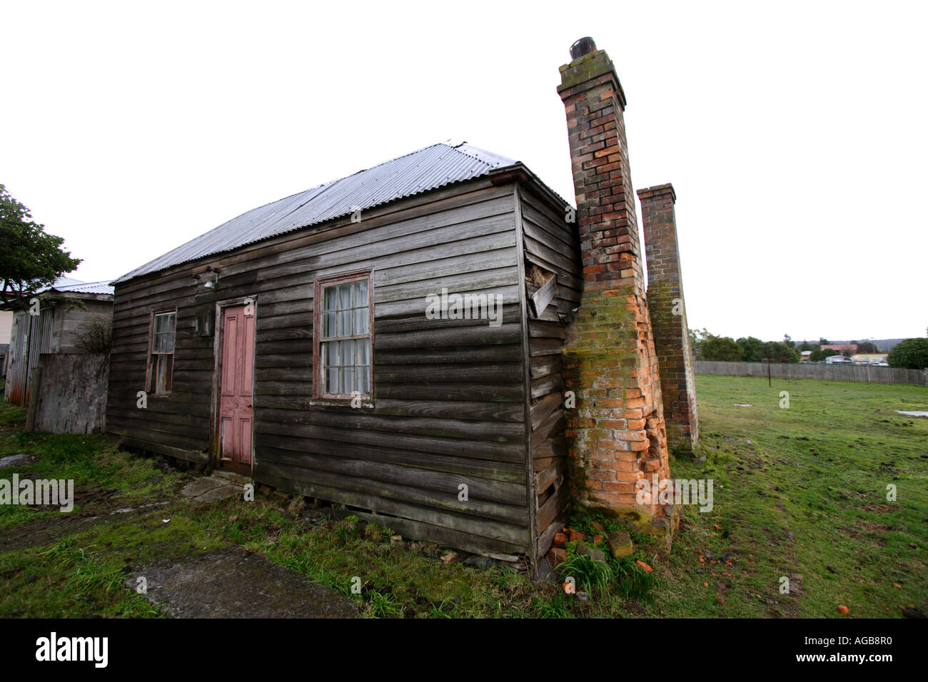 Squatters cabin hi-res stock photography and images - Alamy