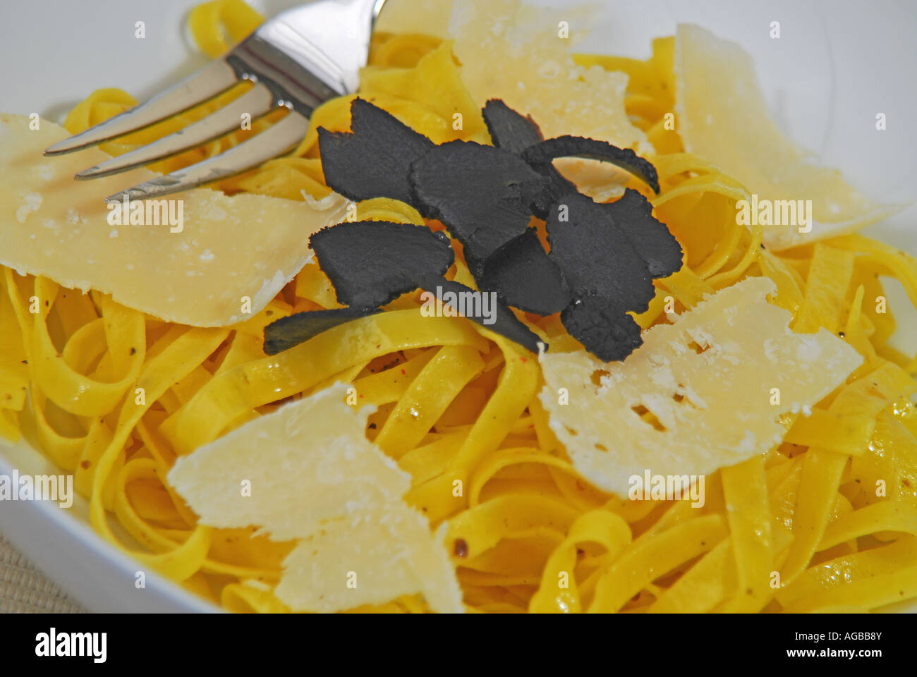 Shaved truffles hi-res stock photography and images - Alamy