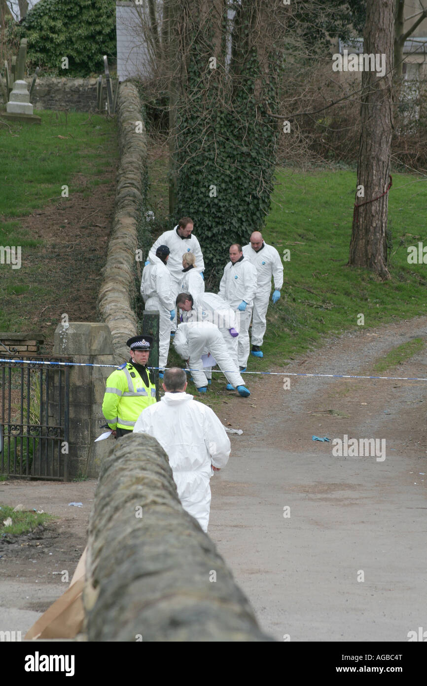 Police forensic teams at murder scene Stock Photo - Alamy