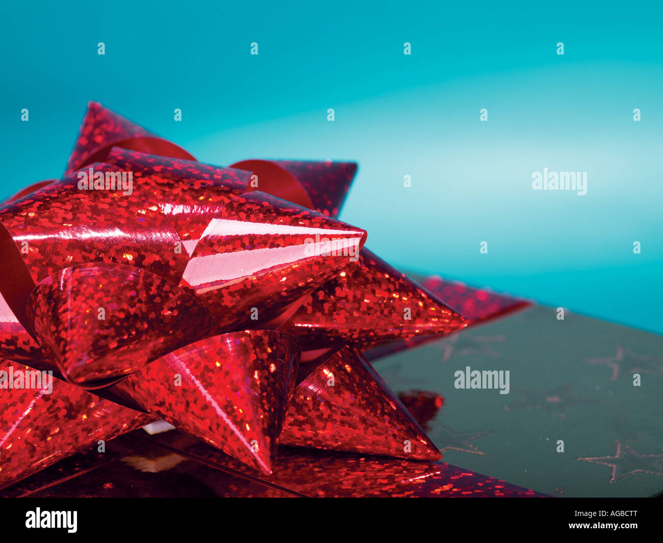 Christmas Present Bow Stock Photo - Alamy