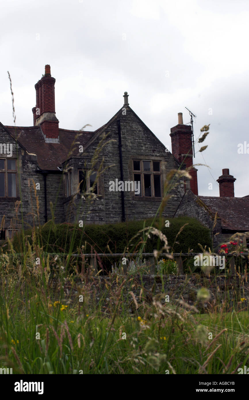 Edwardian manor hi-res stock photography and images - Alamy