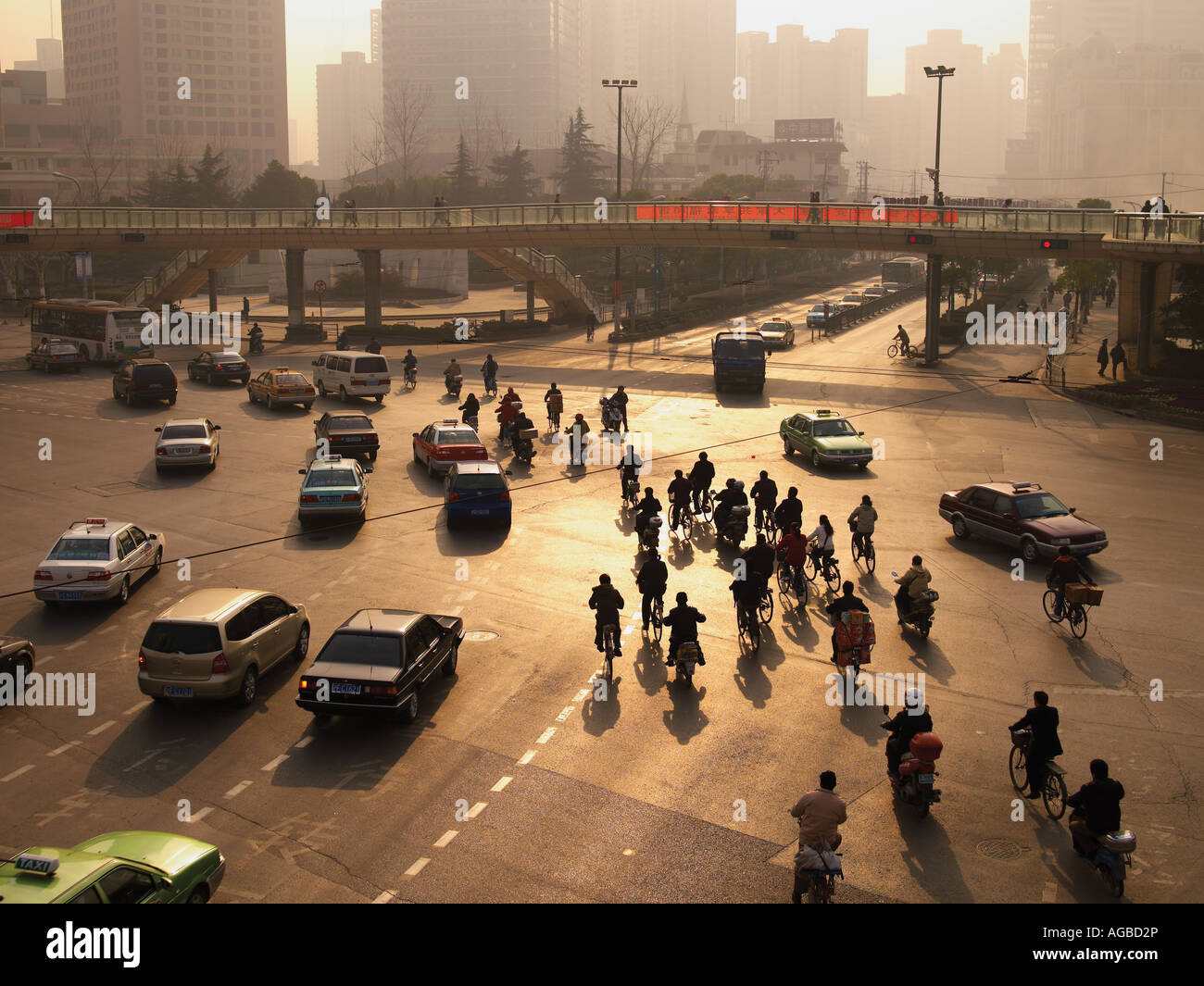 People's Republic of China, Shanghai, street scene Stock Photo - Alamy
